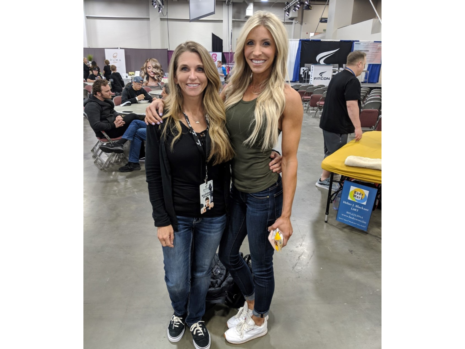 Heidi Powell Interview at Fitcon Her {5 Tips for Breaking through a ...