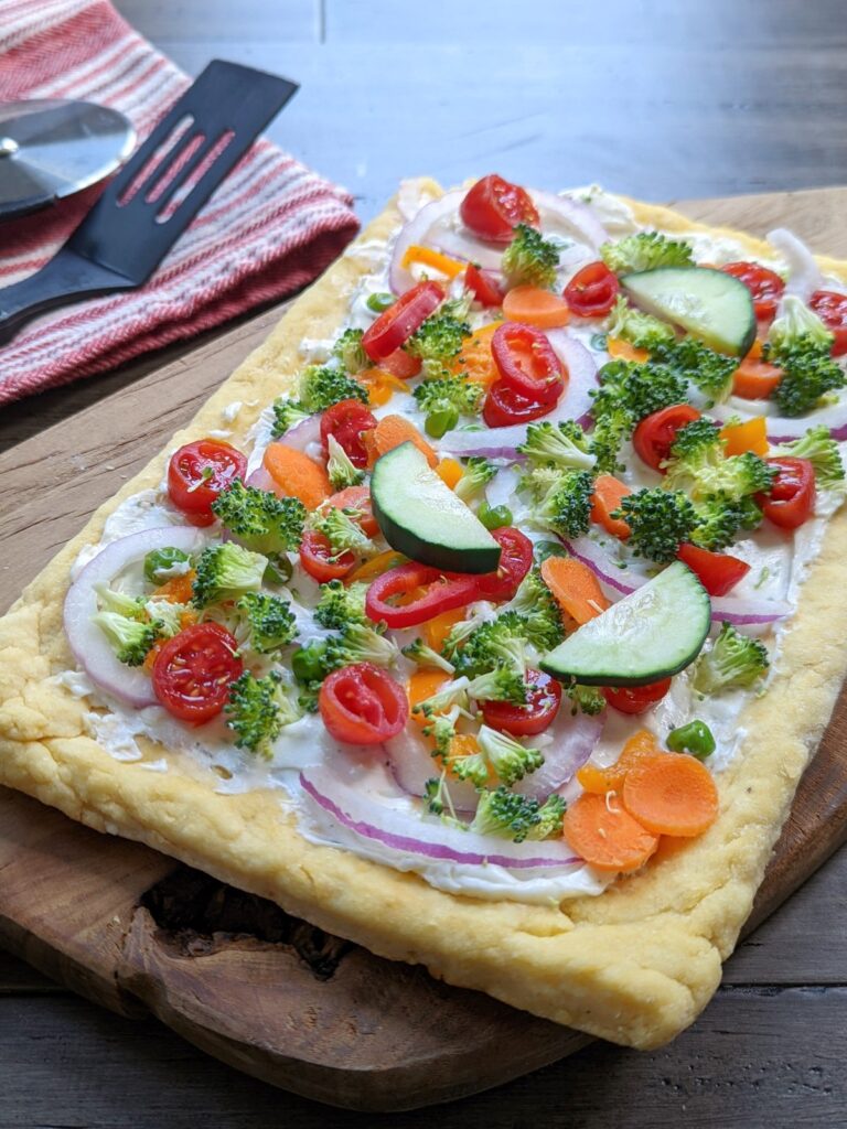 Cream Cheese & Ranch Veggie Pizza 111 calories per slice - Health Beet